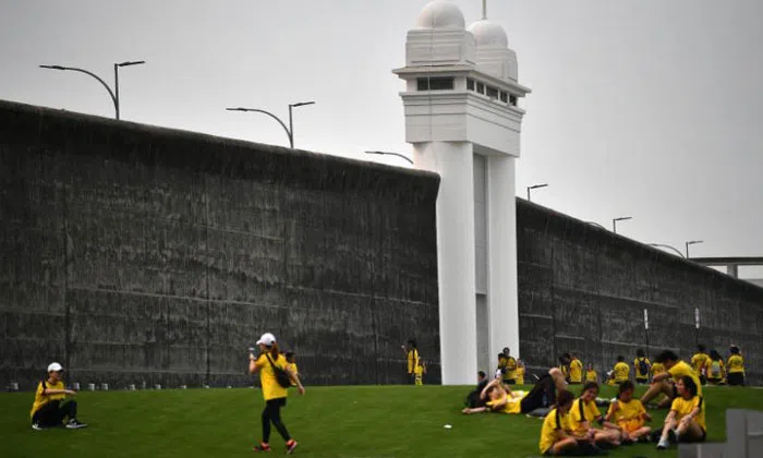 Police investigating duo who wore anti-death penalty T-shirts at Yellow ...