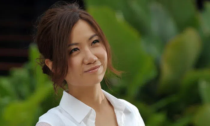 Hong Kong singer Ellen Joyce Loo, 32, falls to death from building | STOMP