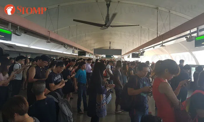SMRT apologises for delay on East-West Line caused by software fault ...