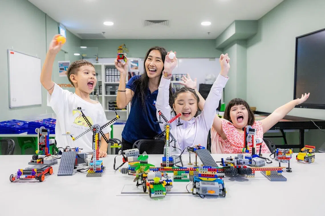 SG60 Experience Credit redemption extended, Line Friends building ...