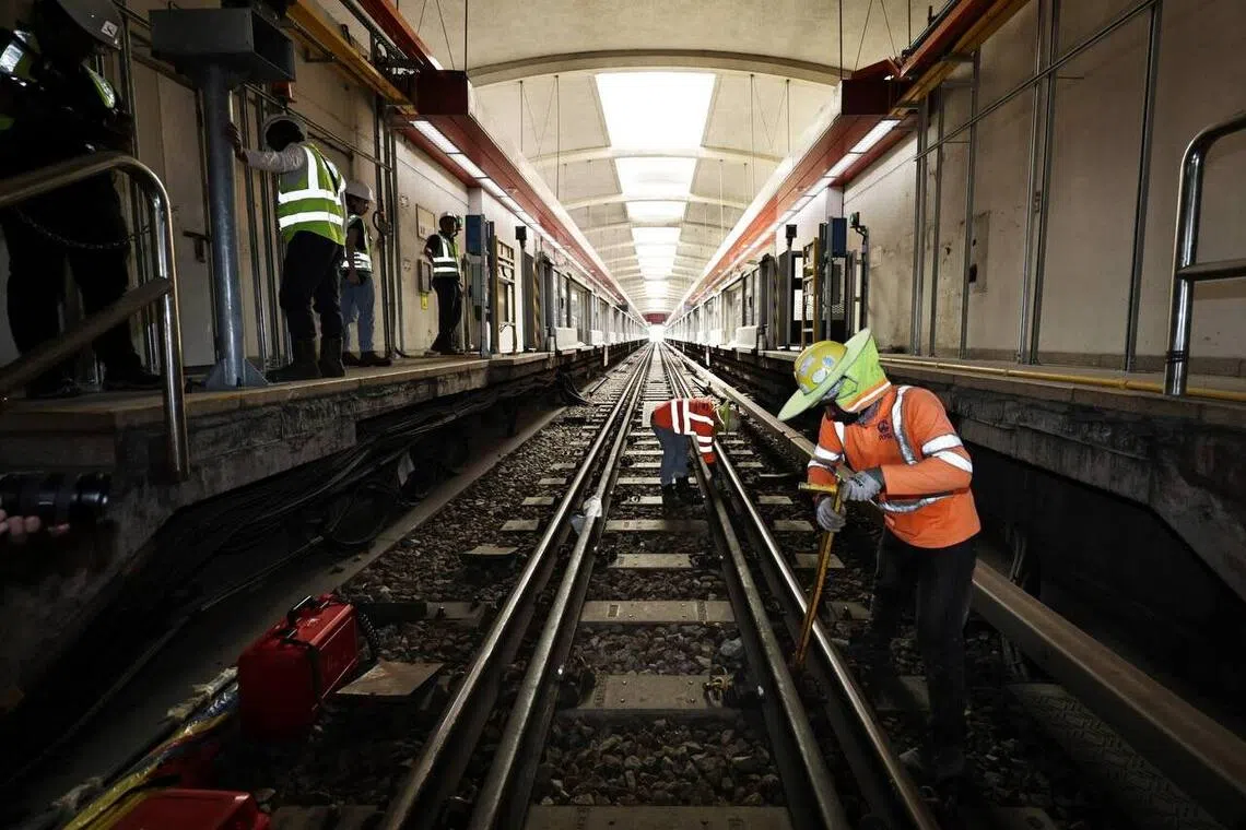 East-West Line works on schedule to resume regular services on Dec 9 | The Straits Times
