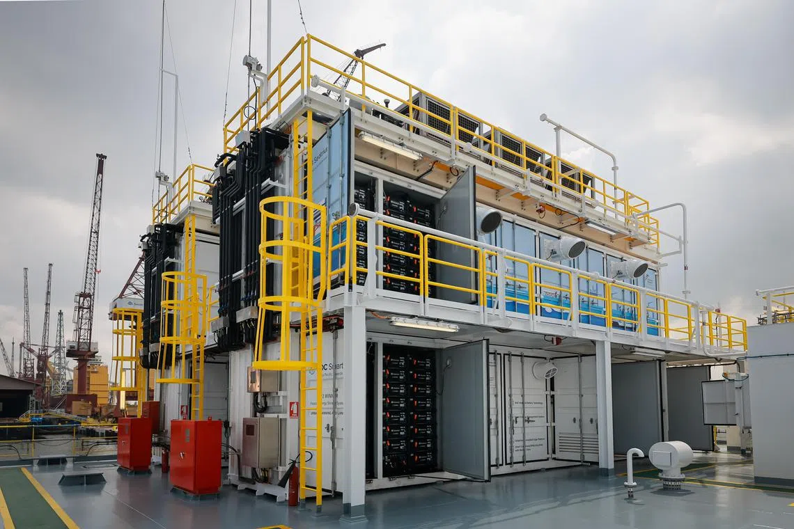 Singapore’s first floating energy storage system to launch in first ...
