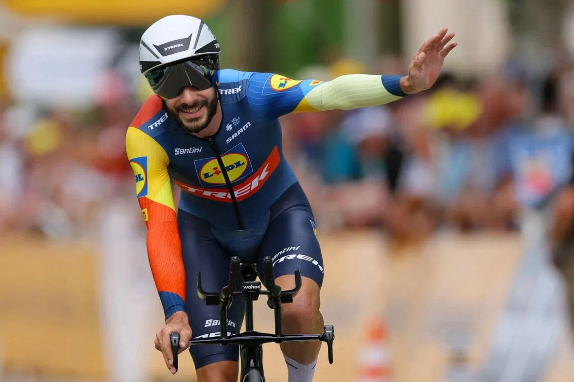 France's Julien Bernard fined for stopping to kiss wife during Tour de France time trial | The ...