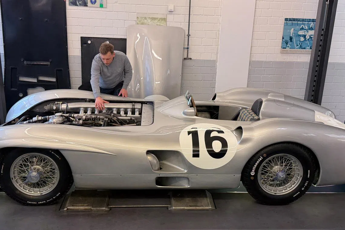 Mercedes 1955 'streamliner' set to smash F1 record at auction | The ...