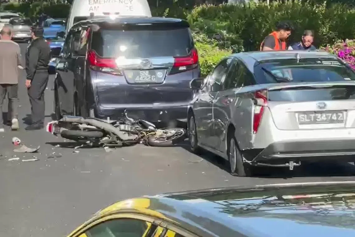2 people taken to hospital after 5-vehicle accident on ECP | The ...