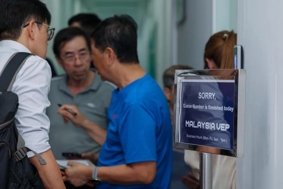 Singaporean drivers call for more services at VEP counter in Woodlands | The Straits Times