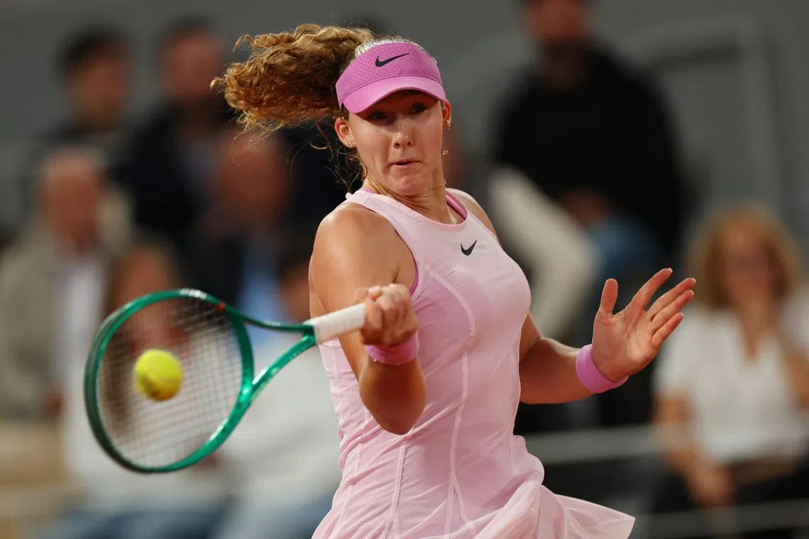 Andreeva rips through Cirstea for return to Roland Garros semi-finals ...