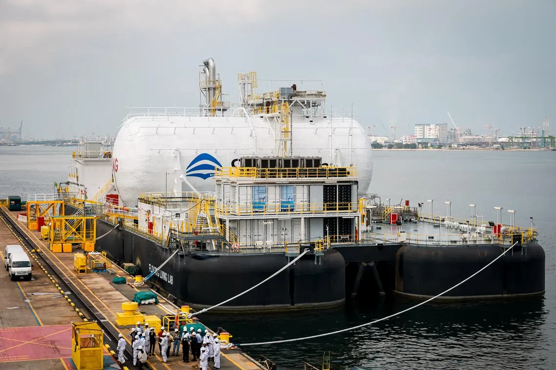 Singapore’s first floating energy storage system to launch in first ...