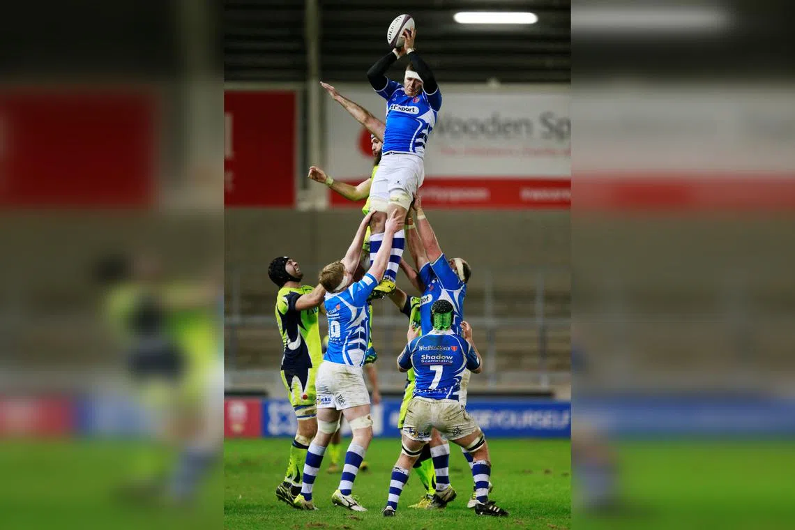 Ex-rugby player’s journey from spinal cord injury to mountain tops told ...