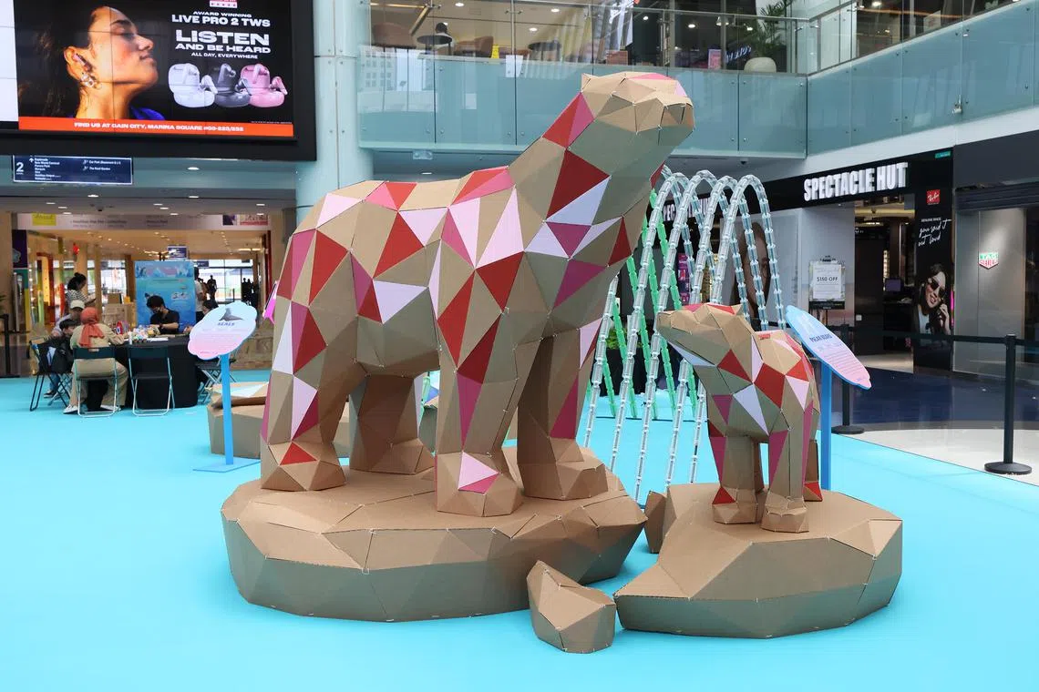 Fun With Kids: Free-to-play mega inflatables, marine animal sculptures ...