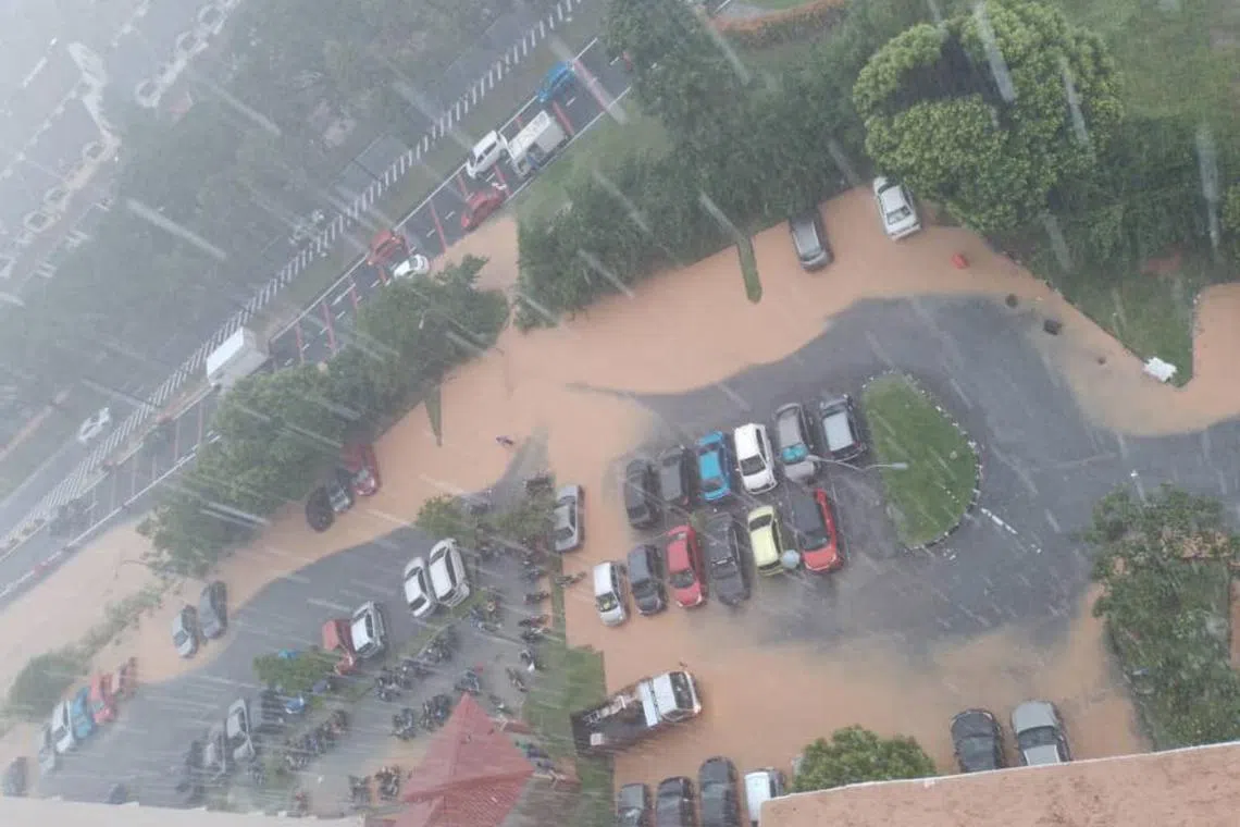 Malaysia issues flash flood warning for KL, Selangor, Negri Sembilan ...