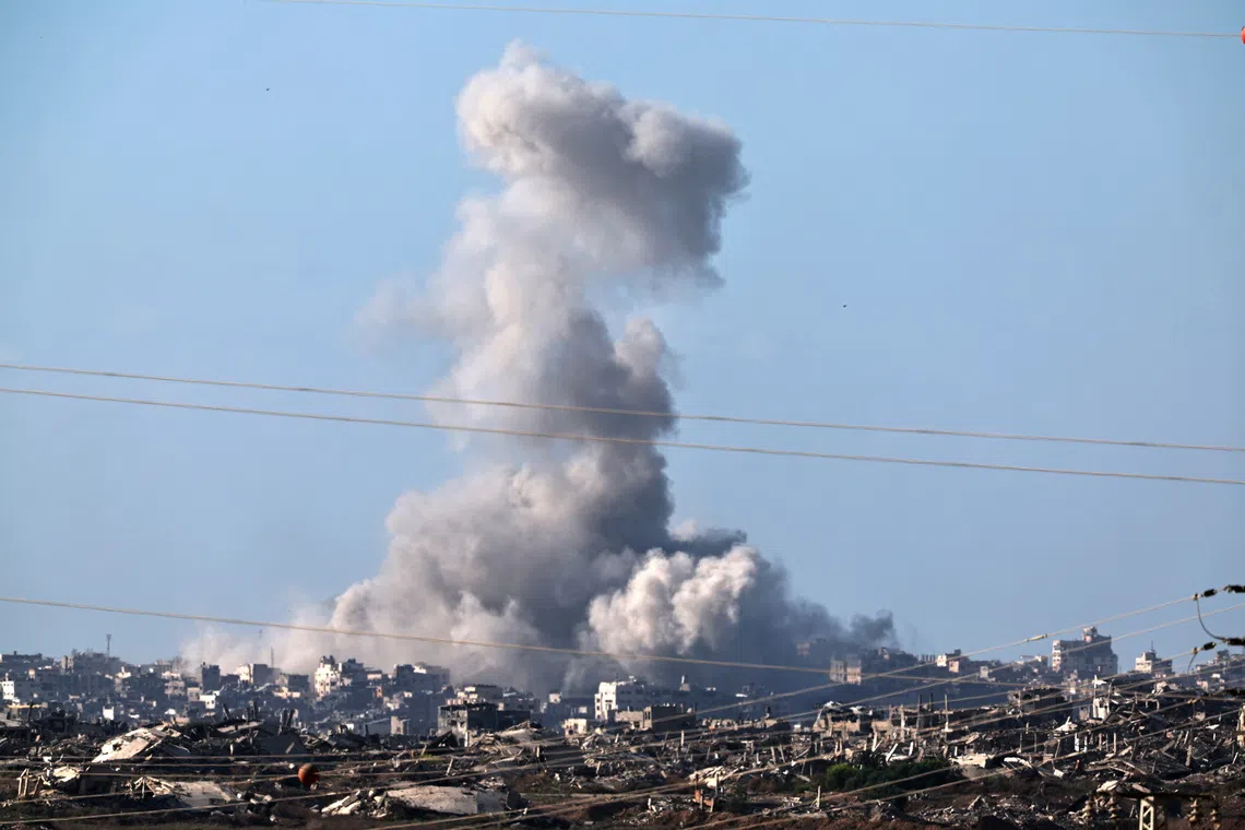 Israel says to open new route for Gazans fleeing embattled city | The ...