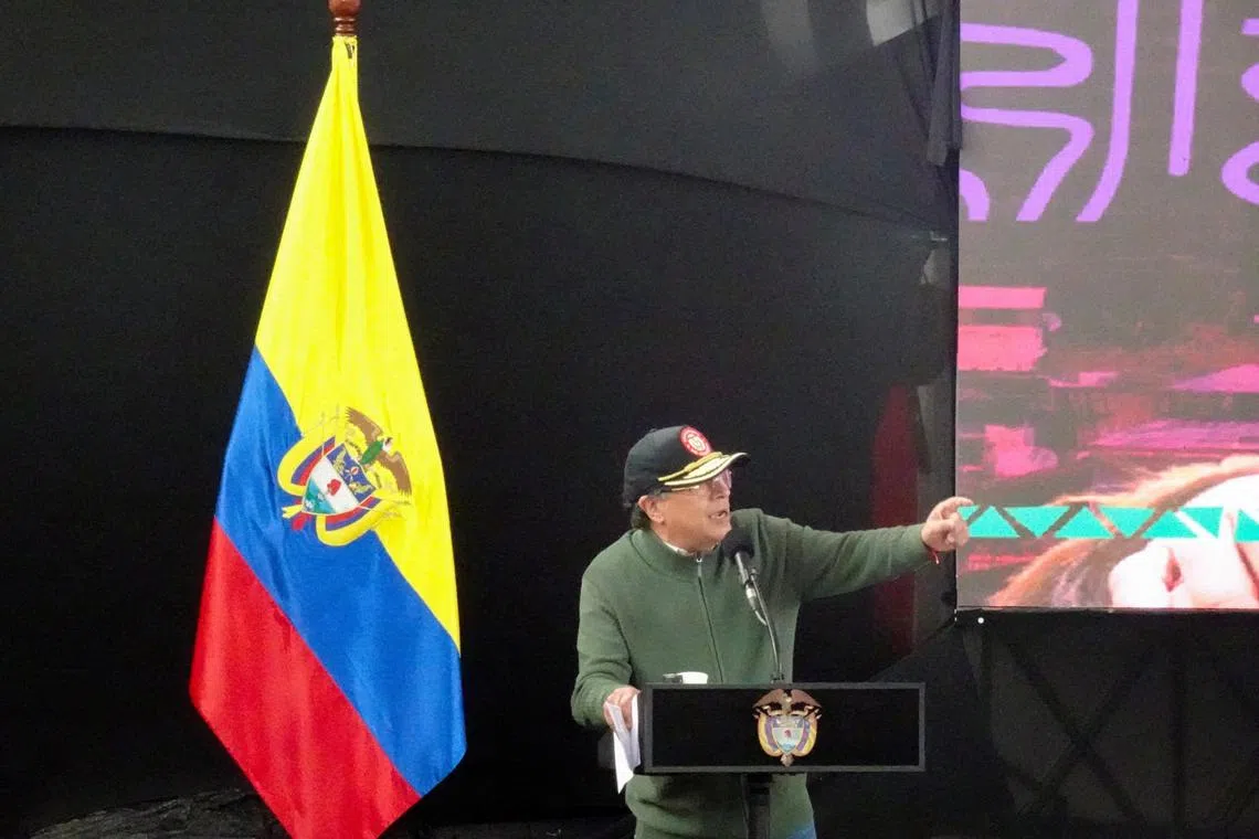 Colombian rebel group steps towards peace, hands over war material ...