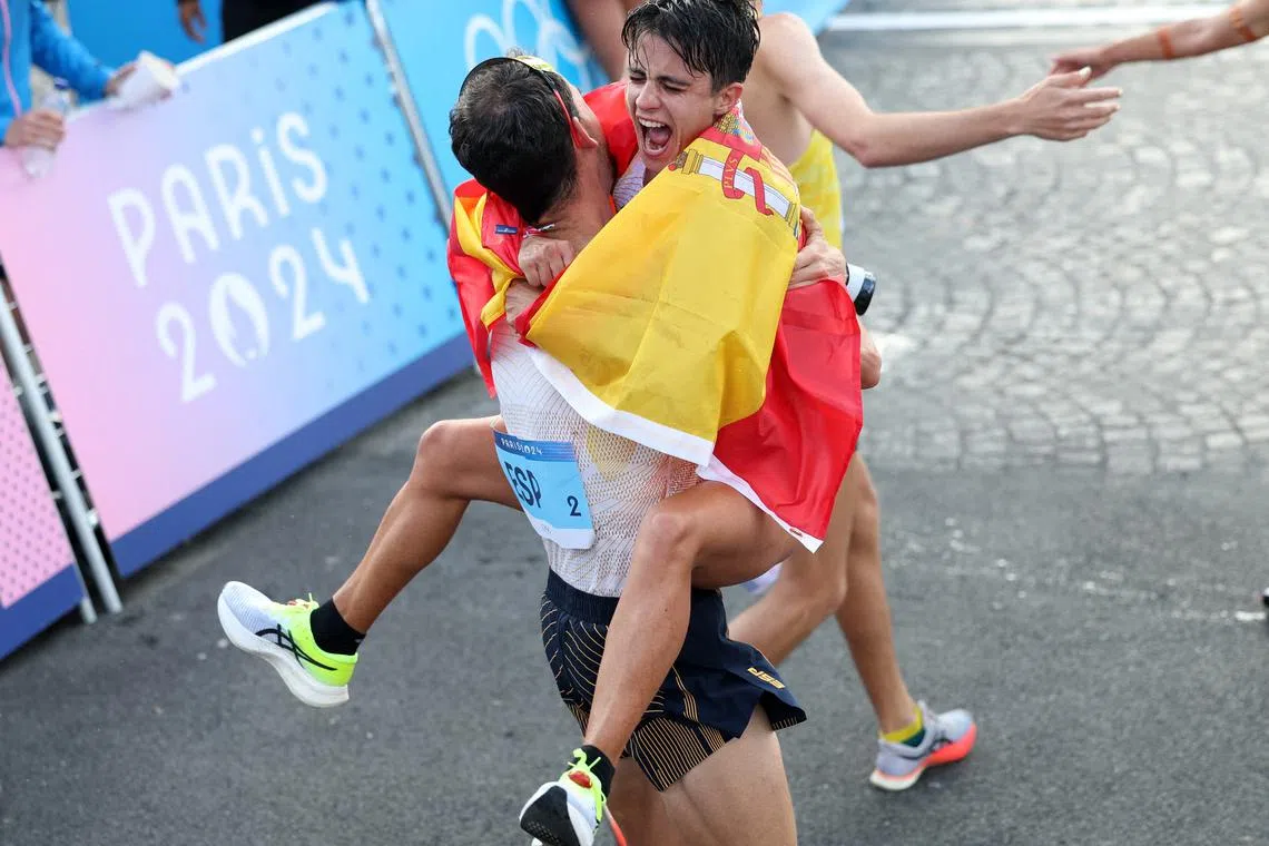 Athletics-Perez pulls away to give Spain gold in race walk relay | The ...