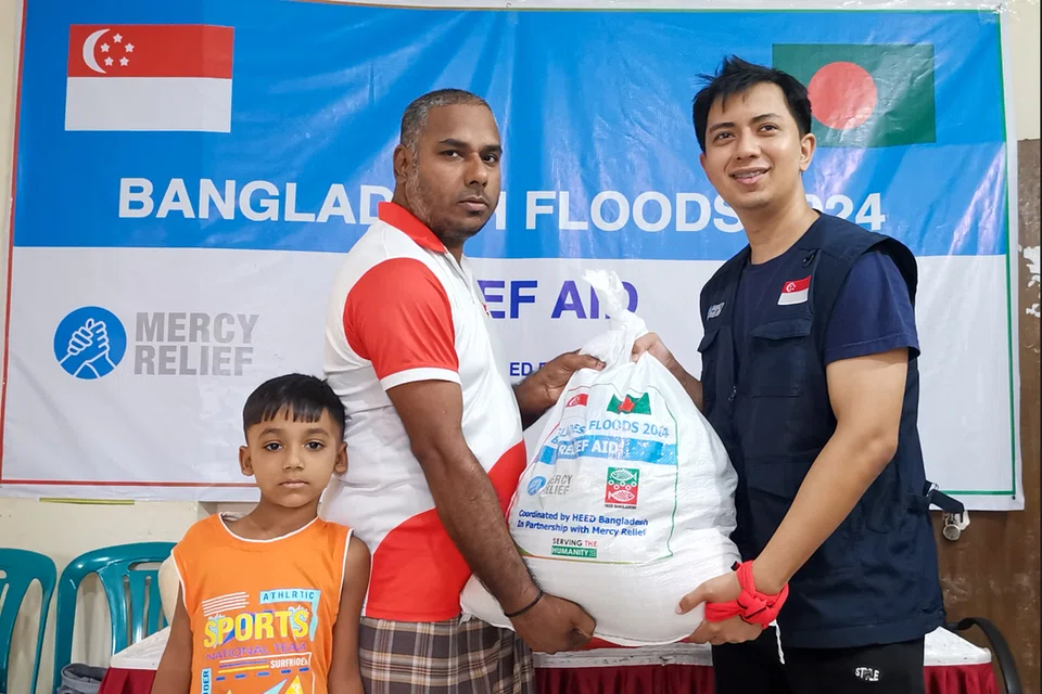 Mercy Relief Singapore members join team delivering aid to Bangladesh flood victims | The ...