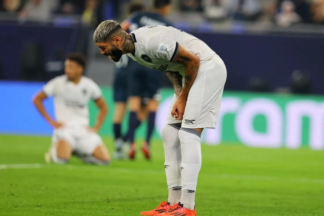 Botafogo defender loses tooth in post-derby brawl against Flamengo ...