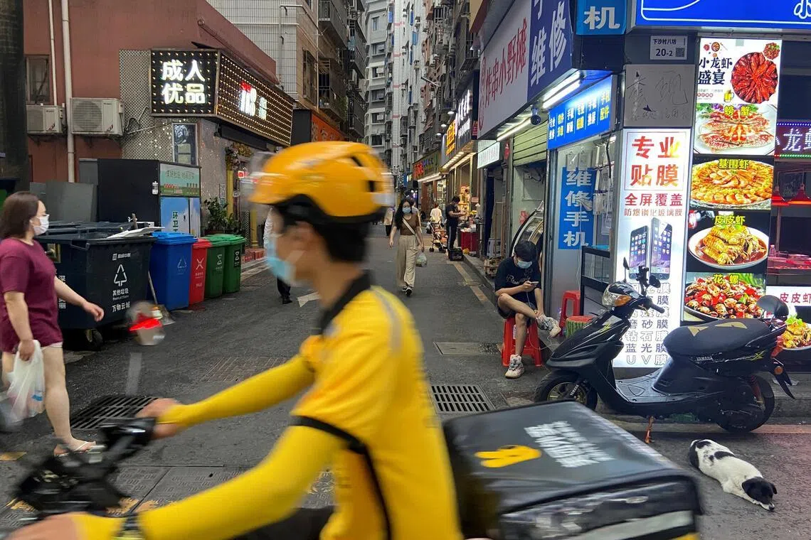 China issues new rules to bust ‘ghost’ takeout deliveries | The Straits ...