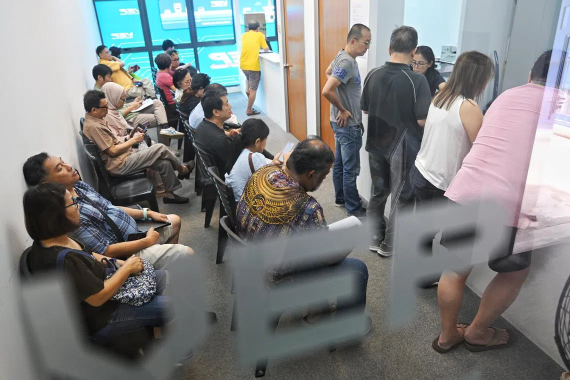 Nearly 120 Malaysia VEP tags collected, installed at Woodlands counter ...