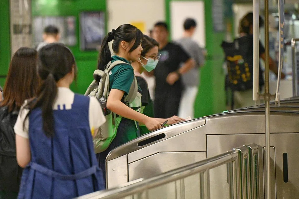 From Oct 1, graduating students can extend concession card validity for four months after ...