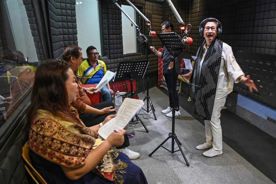 Last surviving radio dramas cheer Filipino listeners, but so few are ...