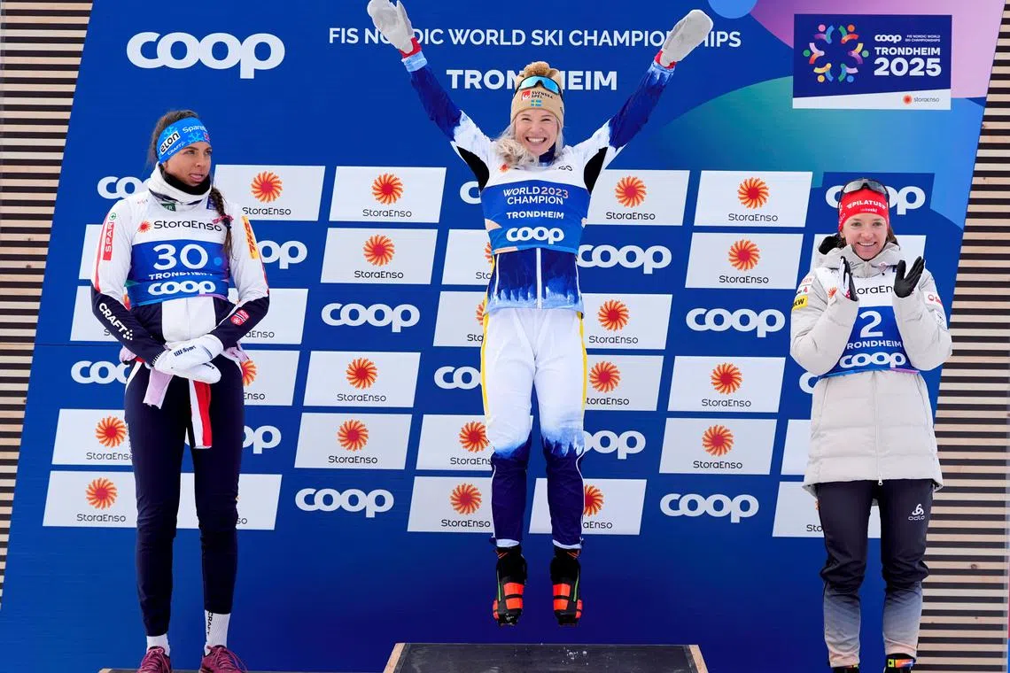 Cross-country skiing- Klaebo, Sundling dominate to claim sprint golds ...