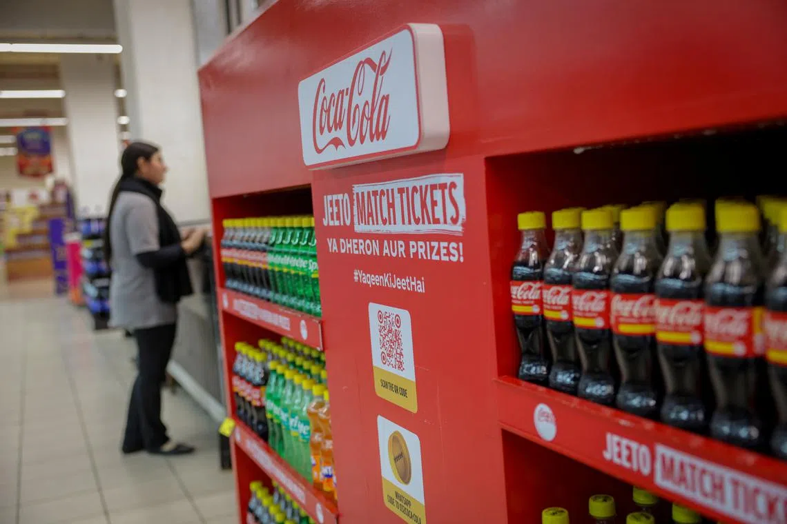 Coca-Cola looks to bowl out Pepsi in Champions Trophy marketing contest ...