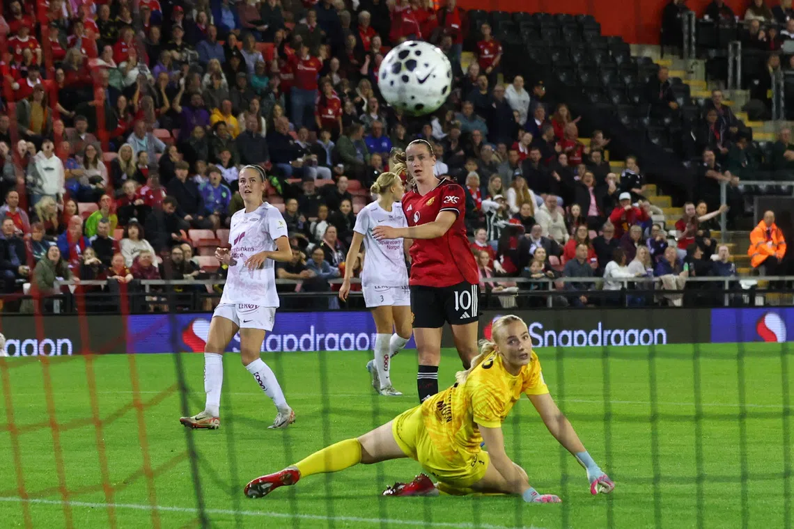 Terland treble sees Man United reach Women's Champions League for first ...