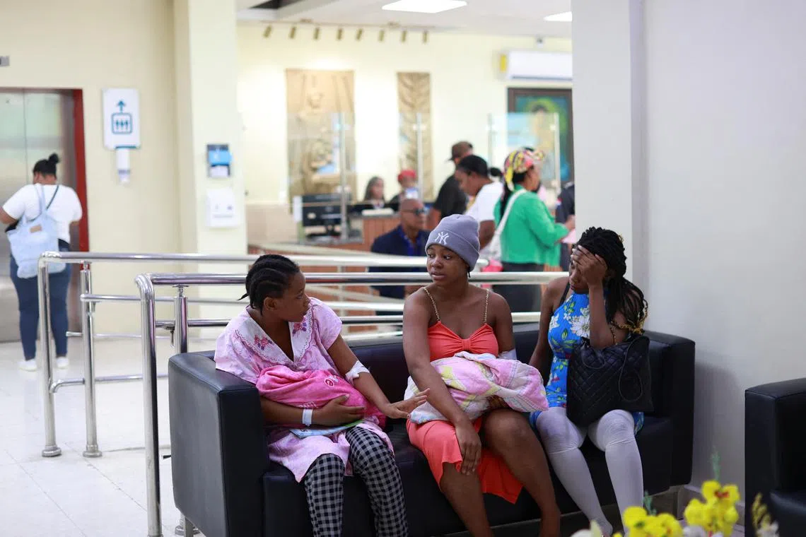 Dominican hospitals face surge of Haitian mothers fleeing conflict ...