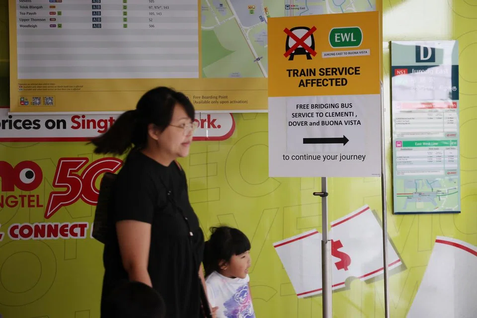 5 pupils late for PSLE paper due to EWL train disruption, given full ...