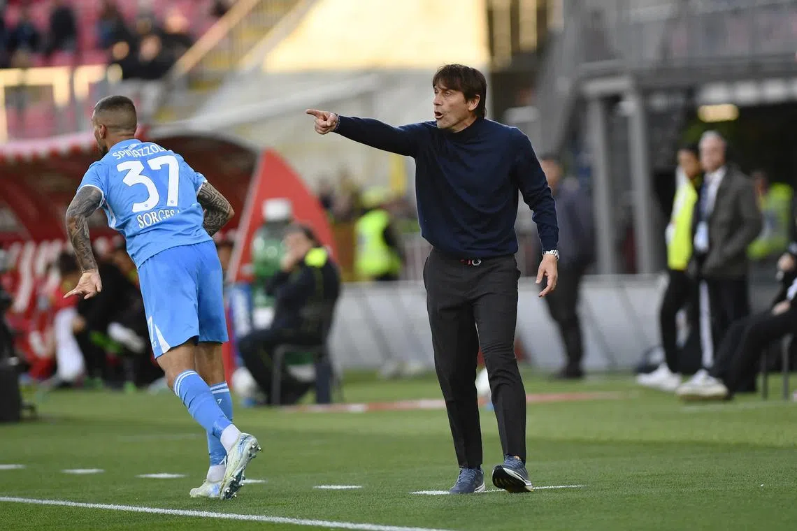 Napoli going above and beyond in title chase, says Conte | The Straits ...