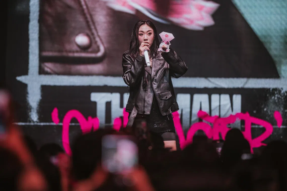 Concert review: Gen-Z rapper Lee Young-ji covers JJ Lin at first ...