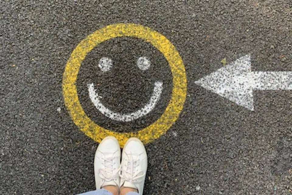 How to be happy, whether you’re a talkative introvert or quiet ...