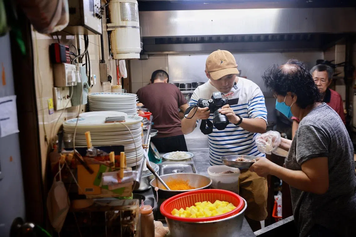 Japanese vlogger Ghib Ojisan catches PM Lee’s attention with Singapore heartland video | The ...
