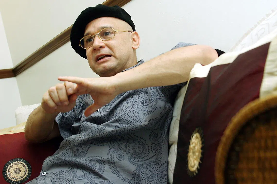 Malaysian political blogger Raja Petra dies in UK | The Straits Times