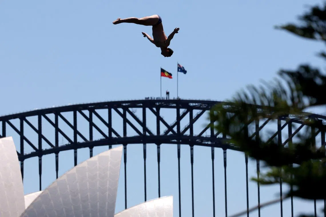 Briton Aidan Heslop and Australian Rhiannan Iffland crowned cliff diving world champions | The ...