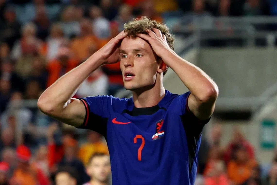 Dutch midfielder Wieffer joins Brighton from Feyenoord | The Straits Times