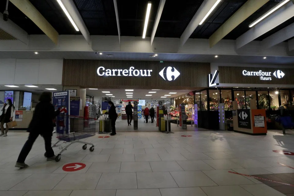 Carrefour ramps up price cuts to boost French sales | The Straits Times