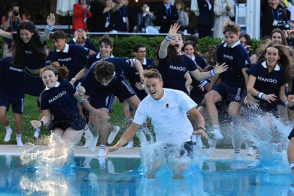 Holger Rune uses Novak Djokovic’s playbook to beat Carlos Alcaraz in ...