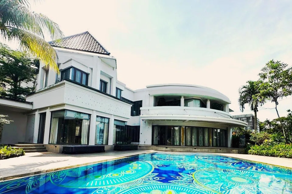 Convicted Hin Leong founder O.K. Lim puts up third GCB for sale for ...