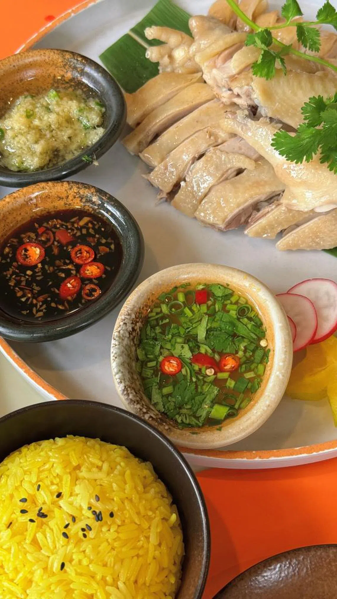 Chickens fed with peanuts and coconut: The extra-flavourful secret ...