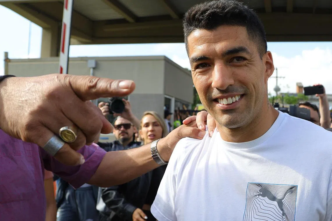 Luis Suarez reunites with Lionel Messi and company at MLS’ Inter Miami ...
