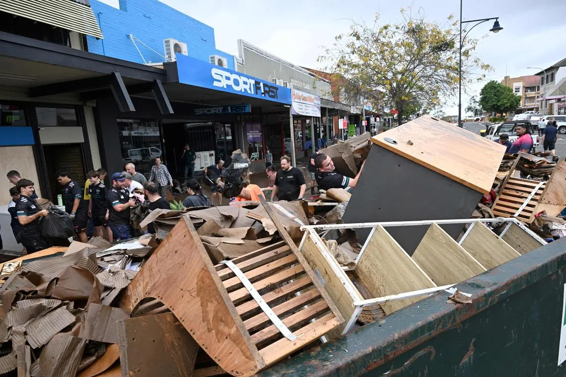 Flood victims confront damage after record deluge in eastern Australia ...