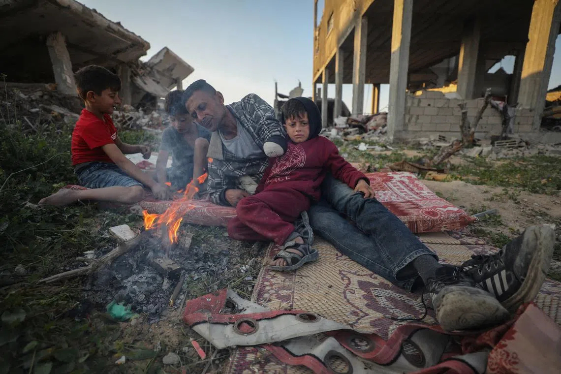 A Gaza family's journey home to the ruins | The Straits Times