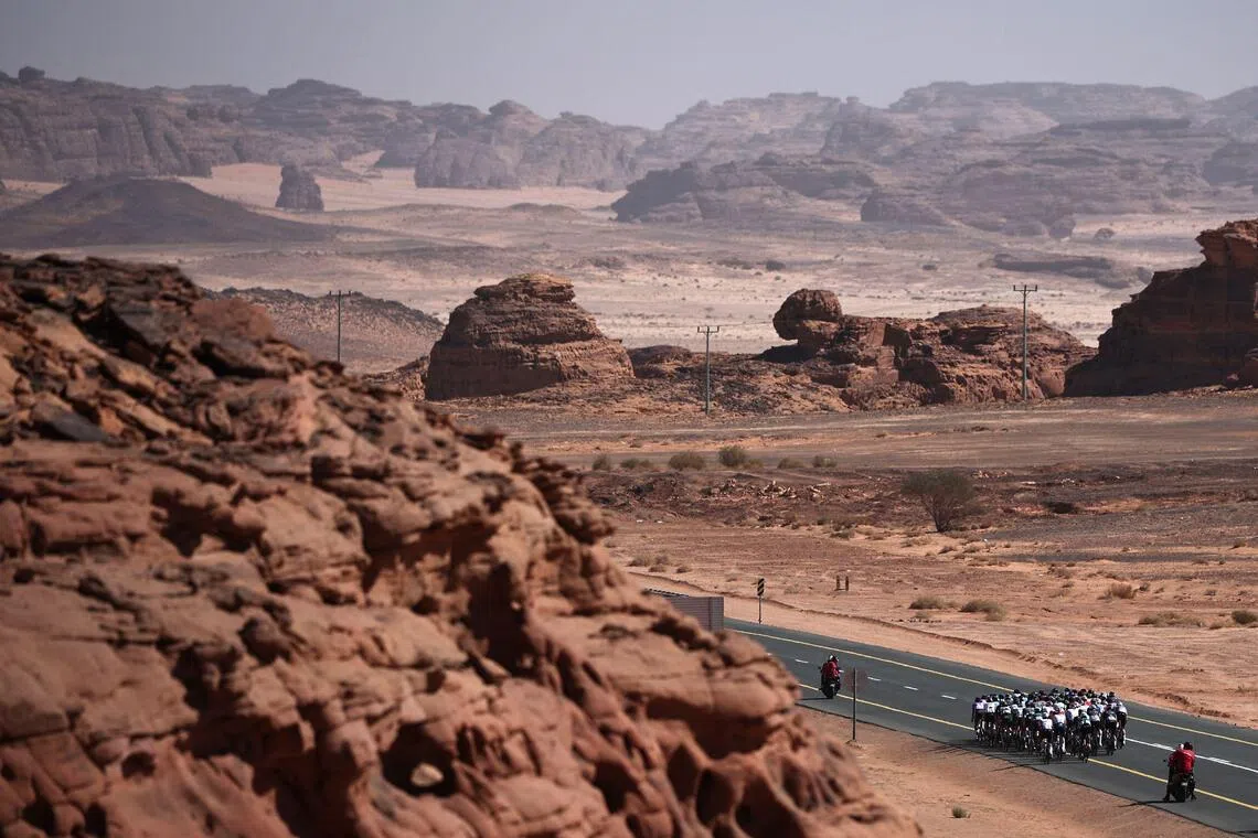 The Week in Pictures: Madness in Minneapolis, winter weather chaos in ...