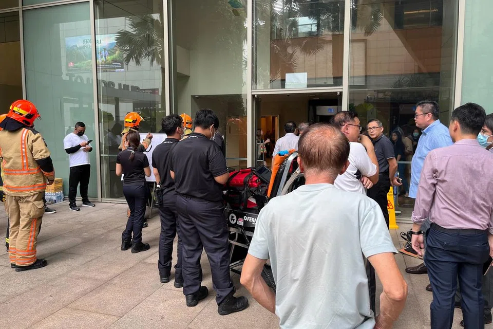 Fire breaks out in basement of HDB Hub; extinguished with water jet ...