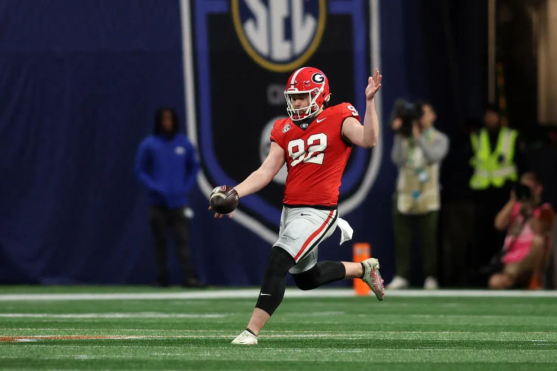 Georgia QB Carson Beck to try elbow treatment; P Brett Thorson out for ...