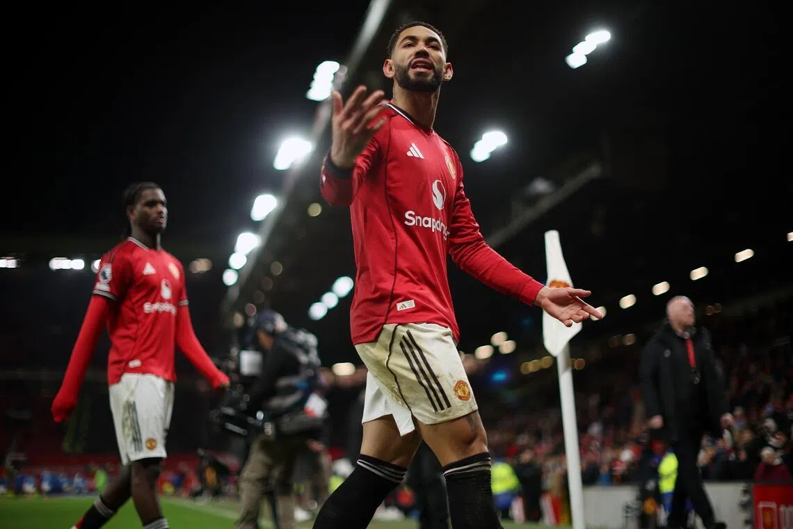 Gary Neville labels Manchester United’s draw with Wolverhampton ...