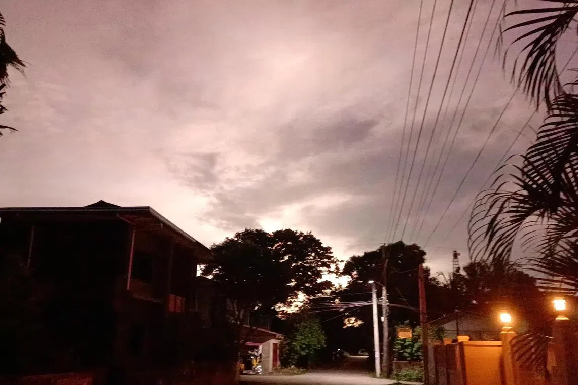 Small meteor lights up Philippine sky | The Straits Times