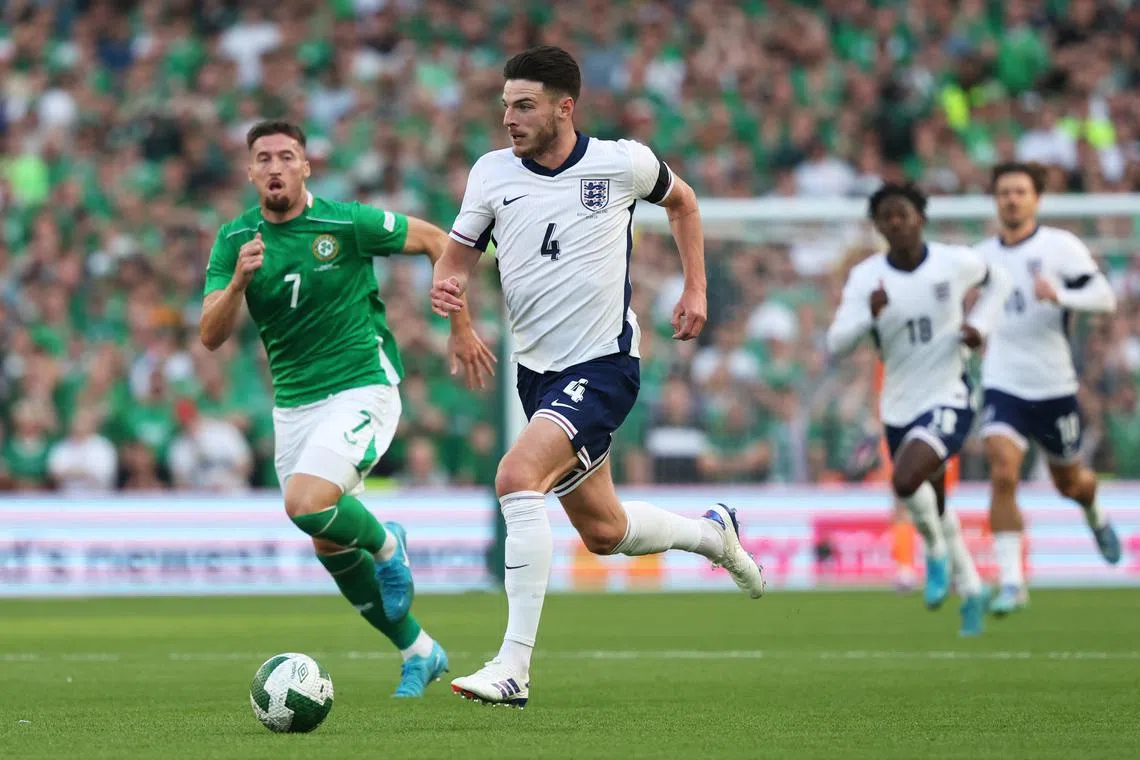 England's Grealish and Rice respectful despite frosty Irish welcome ...