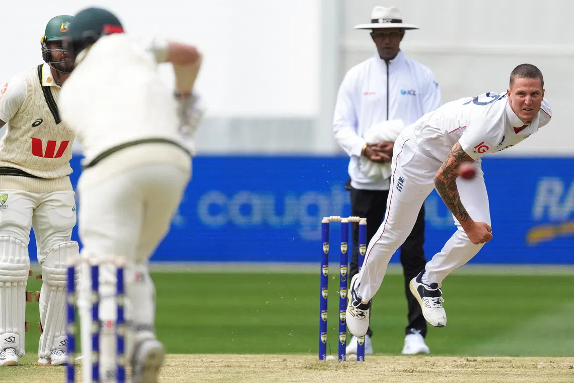 England to field in fourth Ashes test, Australia pick Richardson | The ...